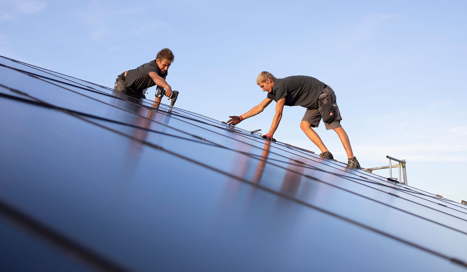 Montage af solceller | Ser vores skarpe priser her | Solarcell.dk