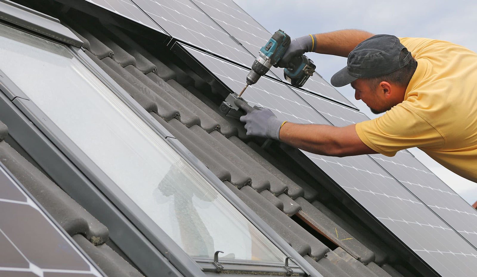 Montage af solceller | Ser vores skarpe priser her | Solarcell.dk